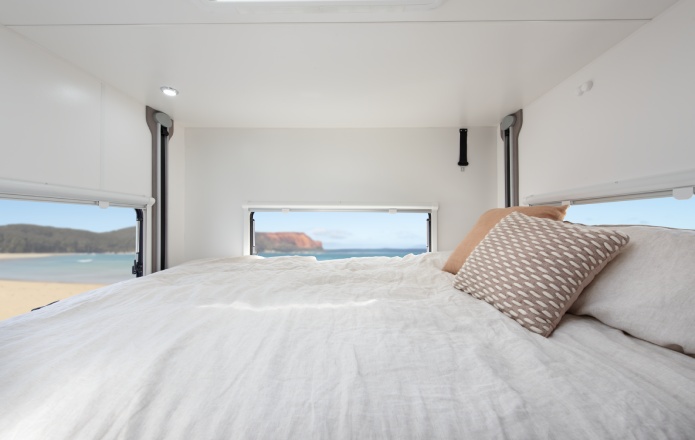 Jayco 5 Berth Excursion | Let's Go Motorhomes