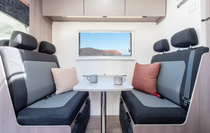 Jayco 5 Berth Excursion | Let's Go Motorhomes