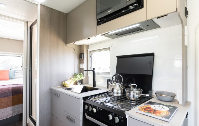 Jayco 2 Berth Grandiose | Lets Go Motorhomes